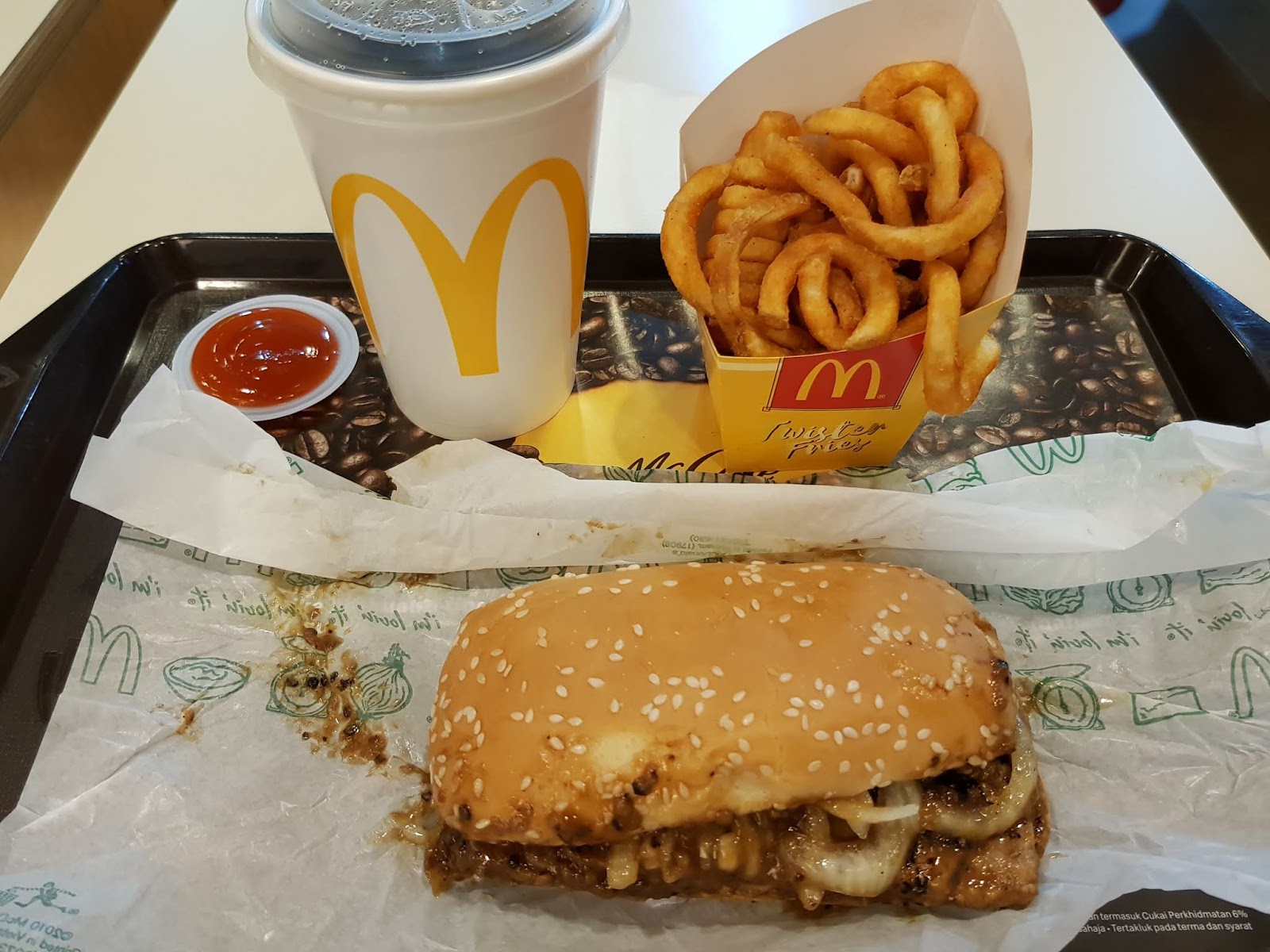 UTOPIA: McD Prosperity Burger & Texas Chicken