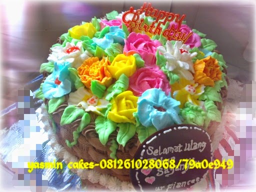 Cake ulang tahun bunga