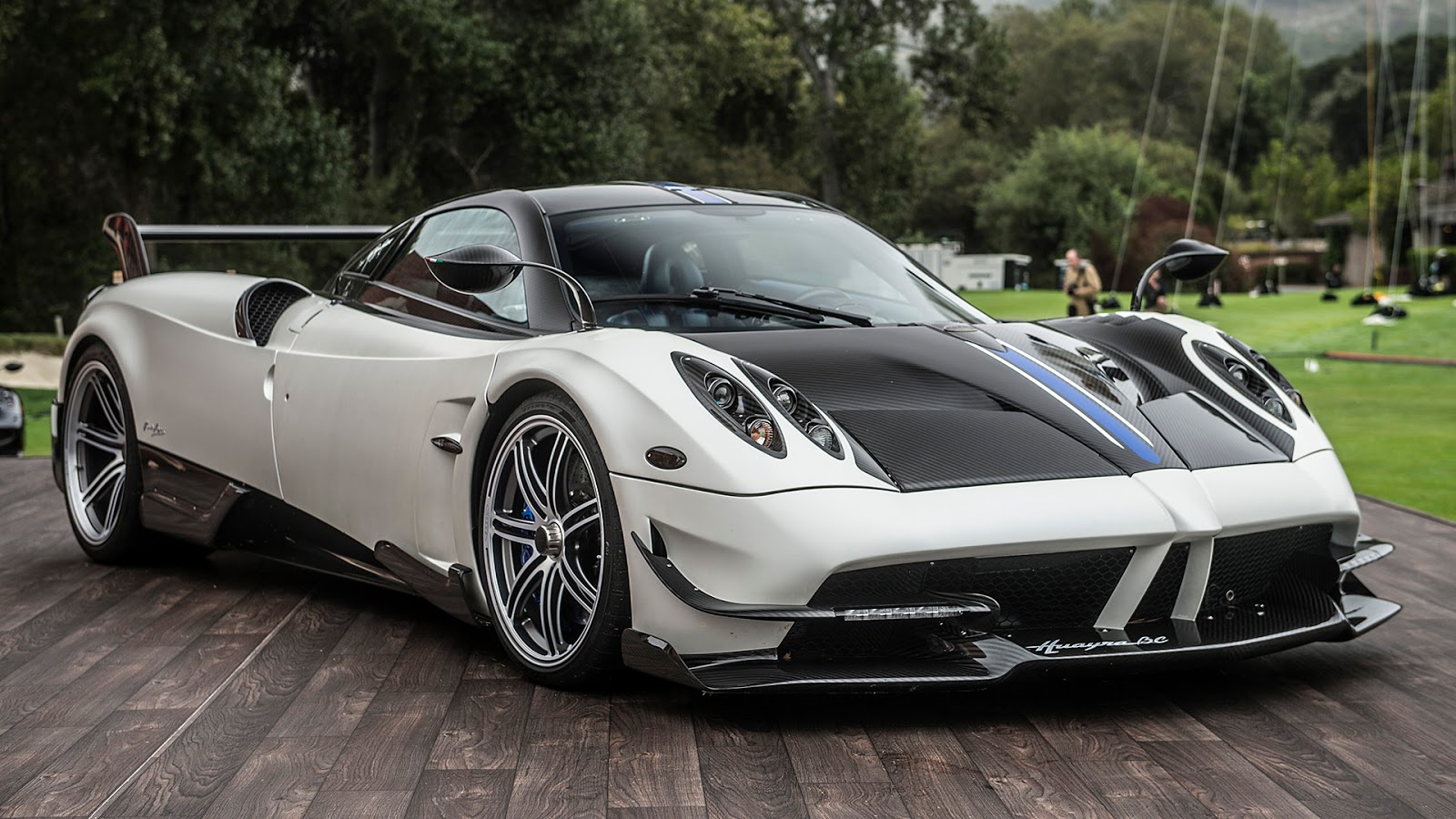 Fotos e Informações de Carros: Pagani Huayra BC