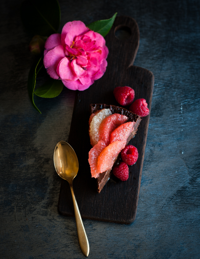 Desserts for Breakfast: Grapefruit raspberry flourless chocolate cake