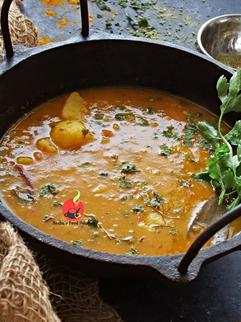 Mathura ke Dubki Wale Aloo Recipe | Spiced Potato Curry for Poori