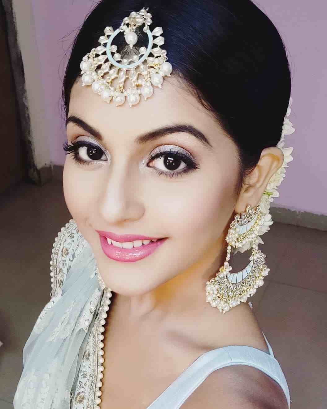 Megha Chakraborty Wiki, Biography, Age, Boyfriend, Career and More