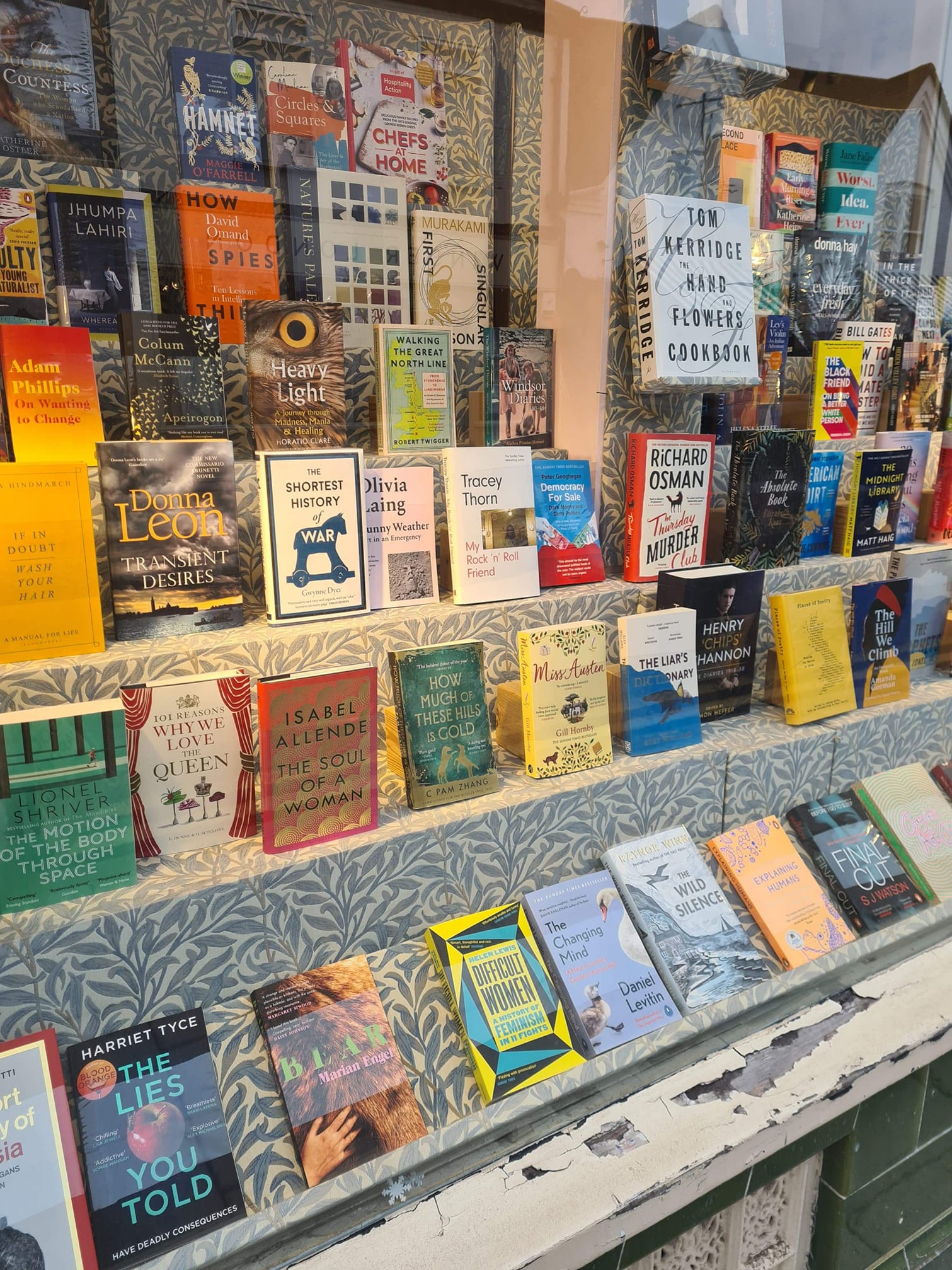 Vraie fiction: Return to the local bookshop