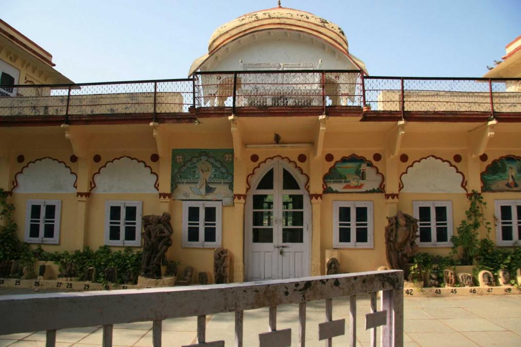 Glimpses of India with Koyeli