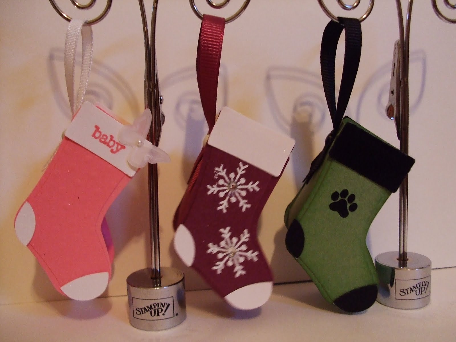 MadyMo Designs: Stocking Box Tutorial