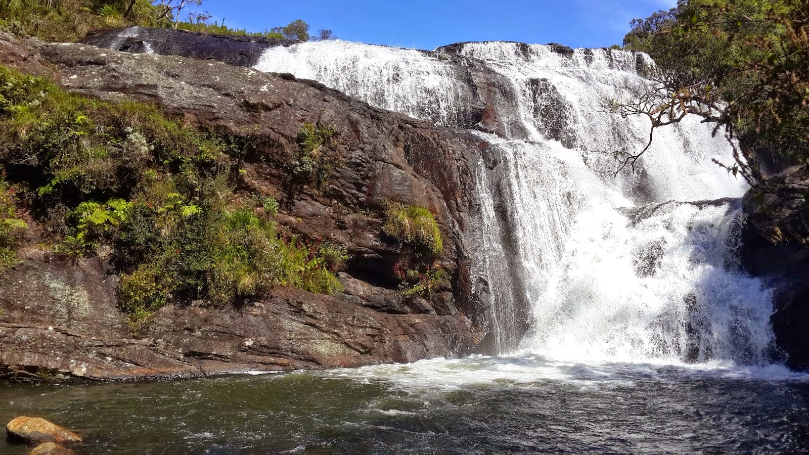 Safari Sri Lanka: Baker's Falls - Sri Lanka