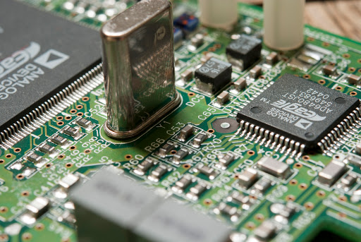 What Is Integrated Circuit I C And Its Types Electrical Expert For Electrical Engineer what-is-integrated-circuit-i-c-and-its-types-electrical-expert-for-electrical-engineer