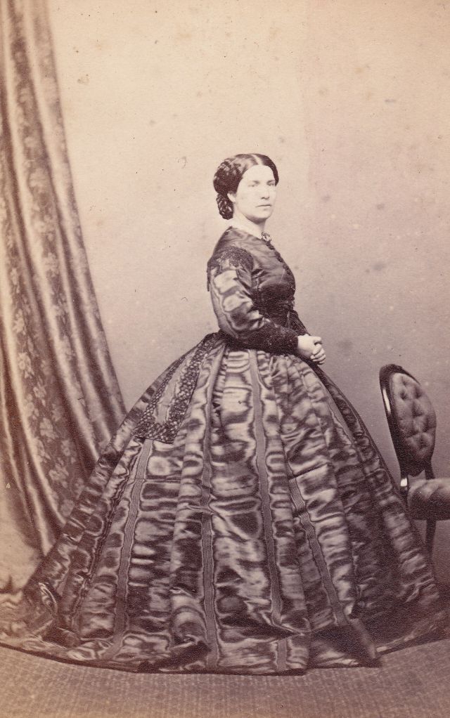 30 Elegant Photos Show the 1860s Women’s Dress Styles ~ Vintage Everyday