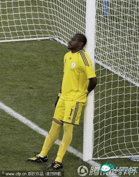 [FOTO] Kiper Paling Nyantai dalam Sejarah Piala Dunia - why