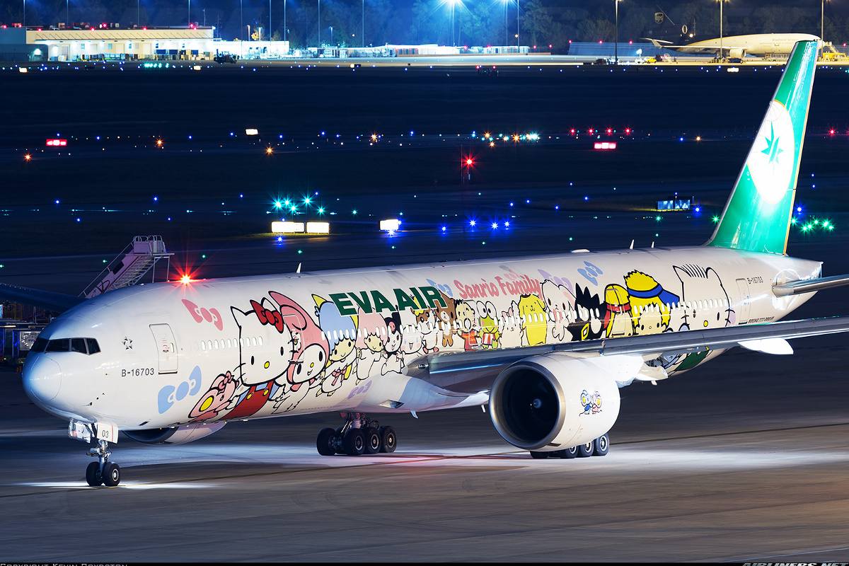 Charles Ryan's Flying Adventure: EVA Air Hello Kitty Experience On ...