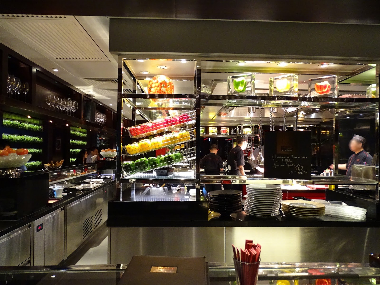 L'Atelier de Joël Robuchon (Hong Kong, CHINA) ★★★★★ | A traveling ...