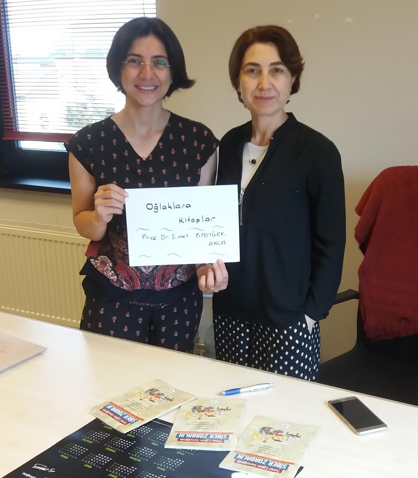 “Çocuklar siber zorba veya mağdur olduğunun farkına varmıyor” diyen ...