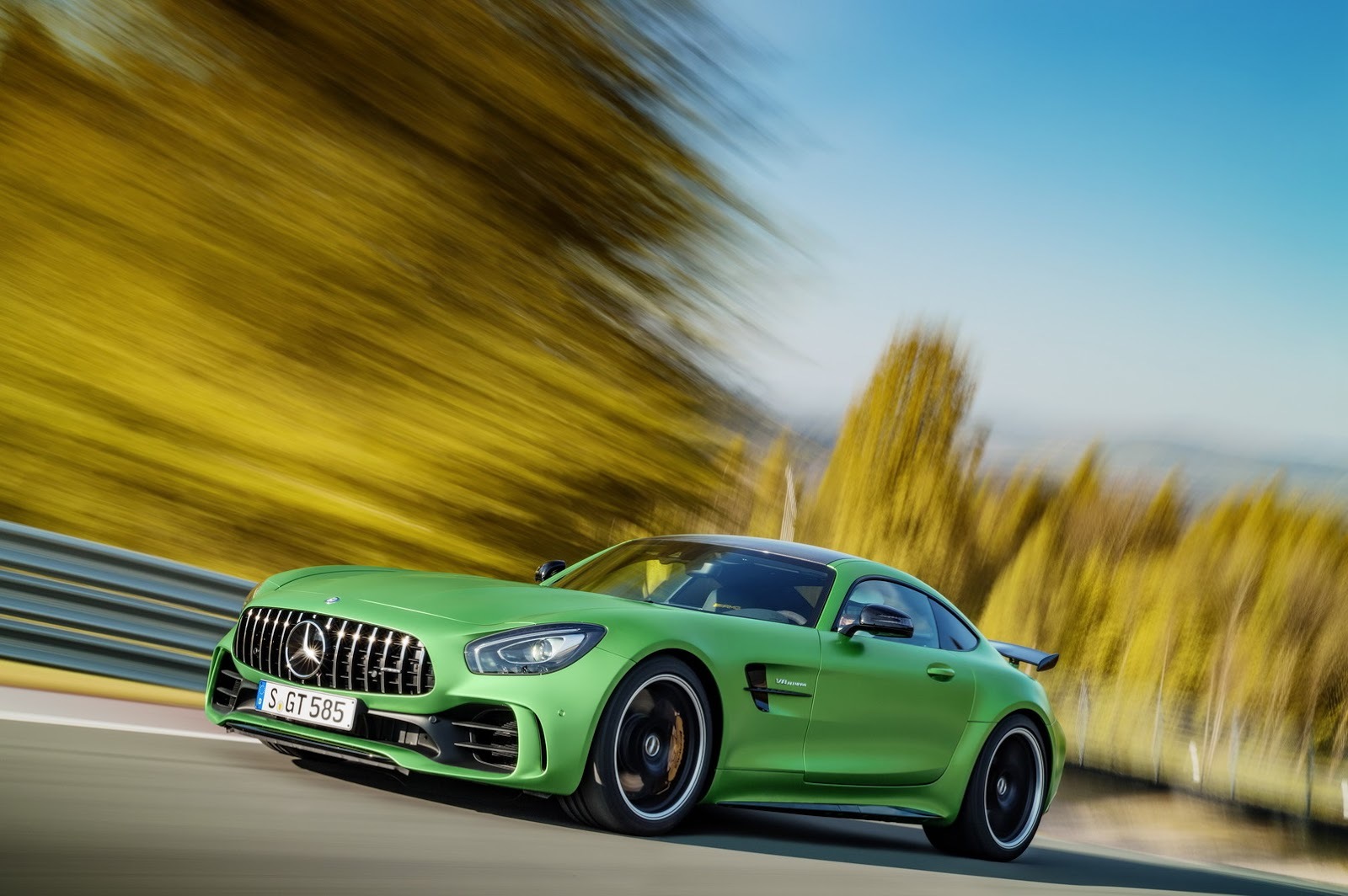 2016 Mercedes-AMG GTR Green Hell Magno | BENZTUNING