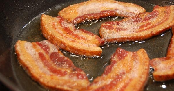 bromatus edulis: La Panceta, Tocineta, Tocino, el Bacón y el Beicon