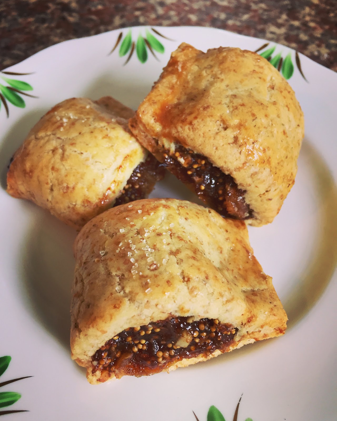Mrs Bishop's Bakes and Banter: Homemade Fig Rolls: Mrs Bishop is still ...