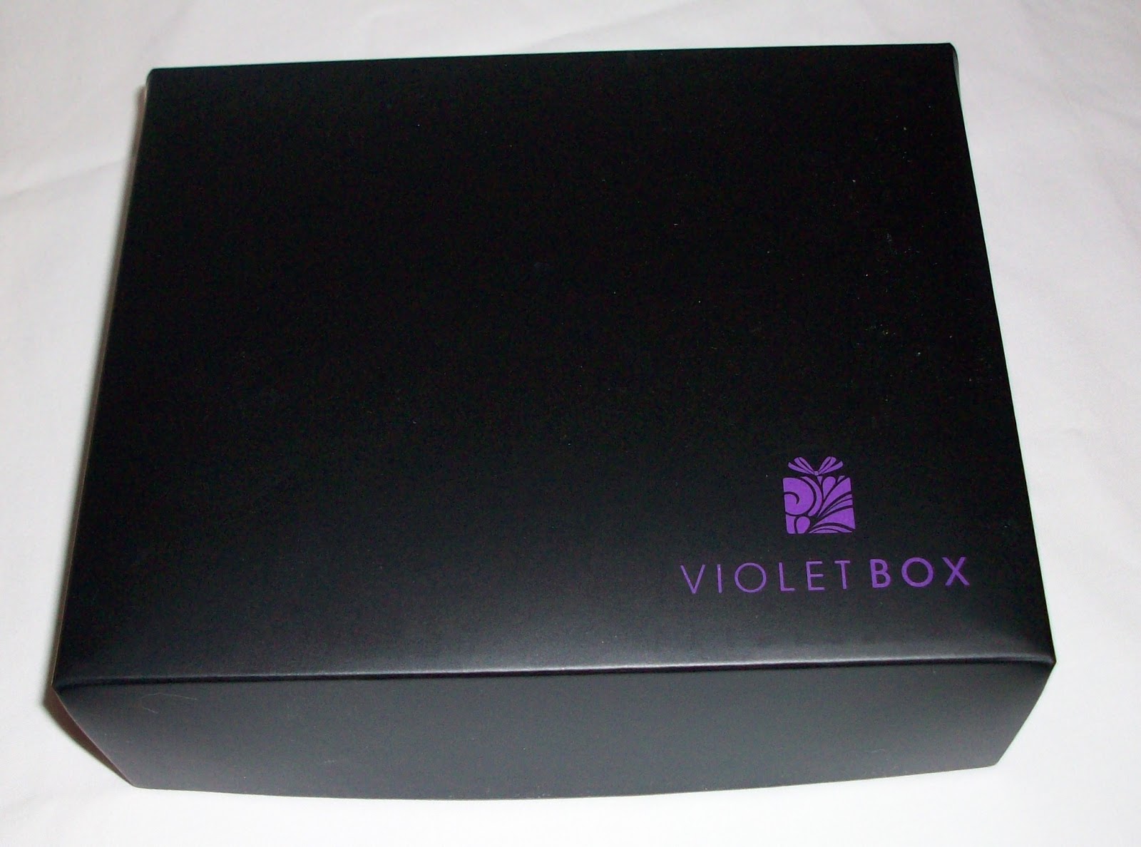 Luxury on the Lips: Violet Box - June 2013