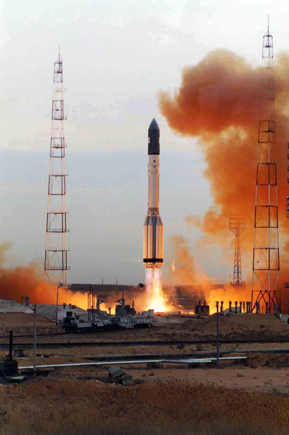 Orbiter.ch Space News: 20 years since the first launch of the Proton-M ...