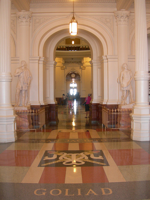 Counterlight's Peculiars: Texas' Capitol