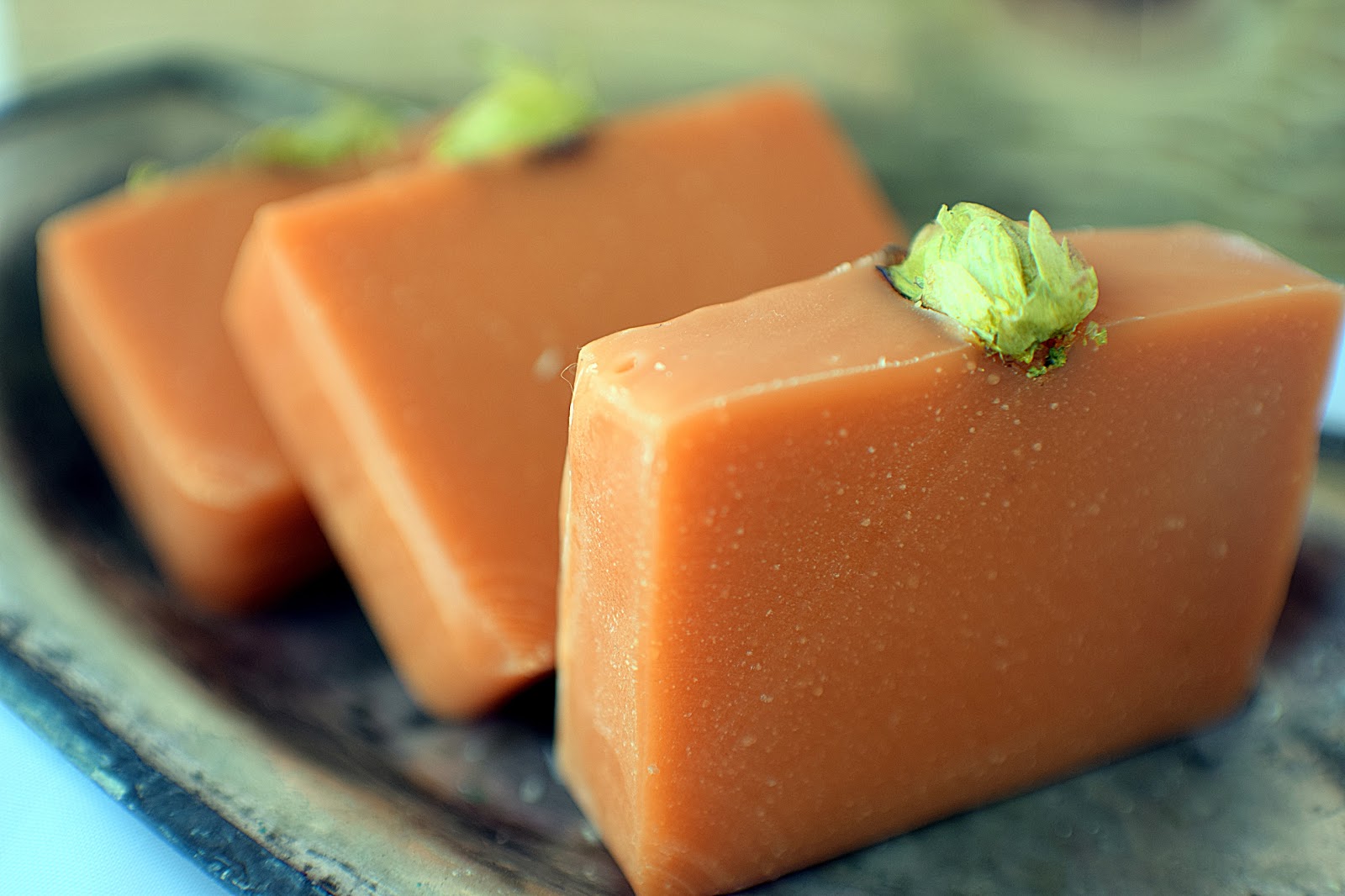 Simply Lora's Beauty: Honey Hopped Soap