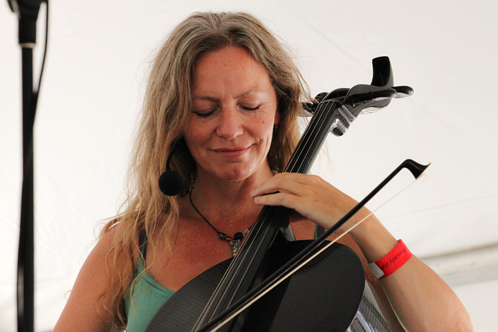 Seylan Baxter Hot Bikini Image Gallery, Images, Photos, Pics - Cinemagigs