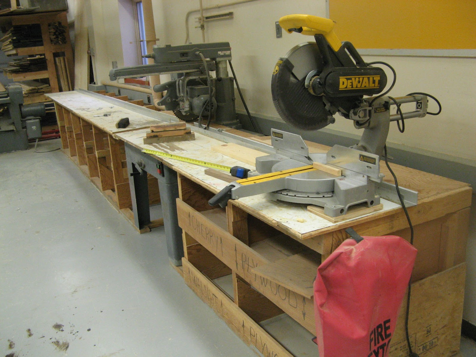 woodshop/ Metal Shop: The New Cutting Bench