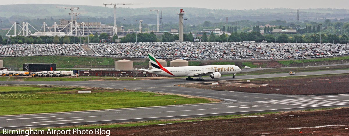 Birmingham Airport Photo Blog: Emirates Boeing 777 A6-EGT is the first ...