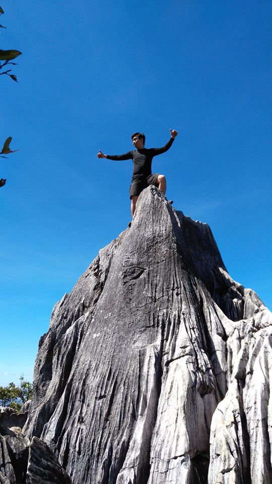 Skookum Mountaineers: Mt. Lubog - Hiking after a bumpy ride