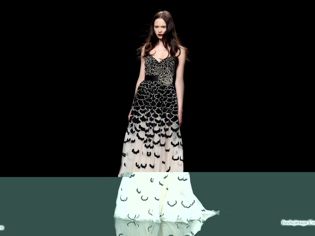 Hollywood Amazing Dress Designs - sak karepe isun