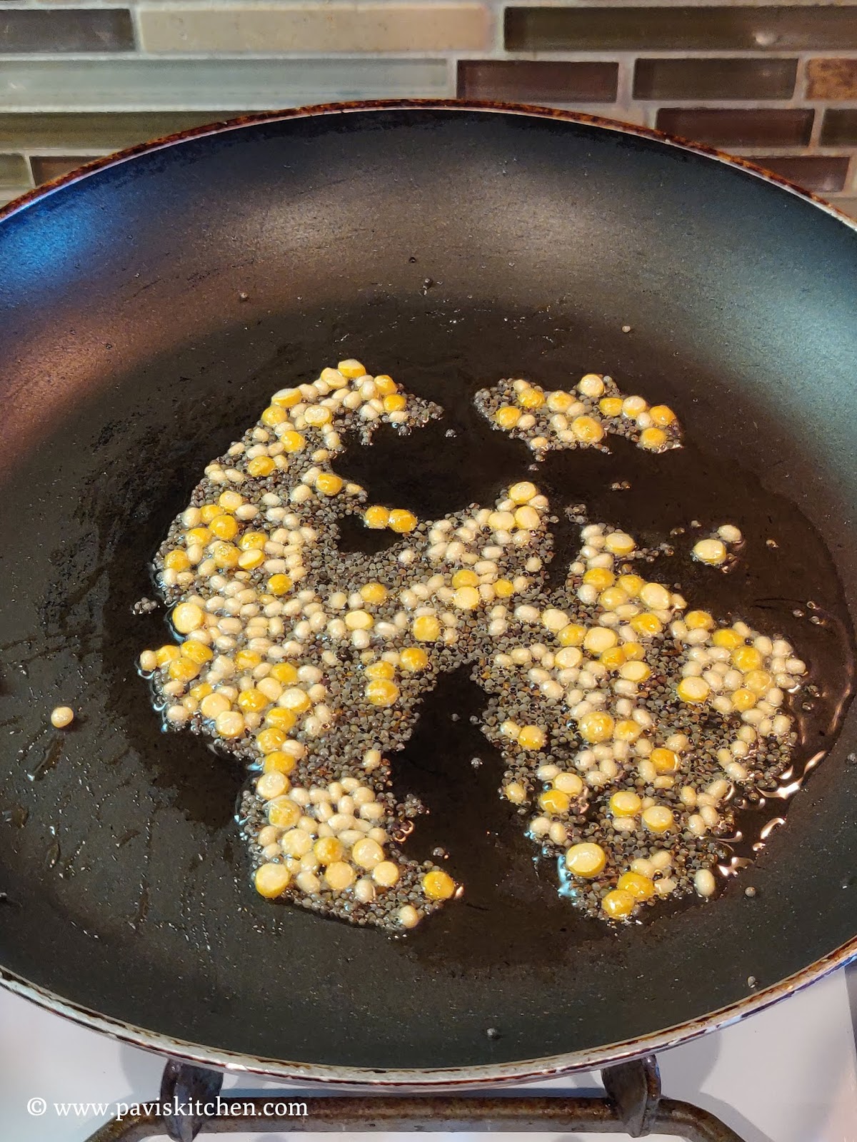 cabbage poriyal recipe | cabbage peas poriyal | muttaikose poriyal ...