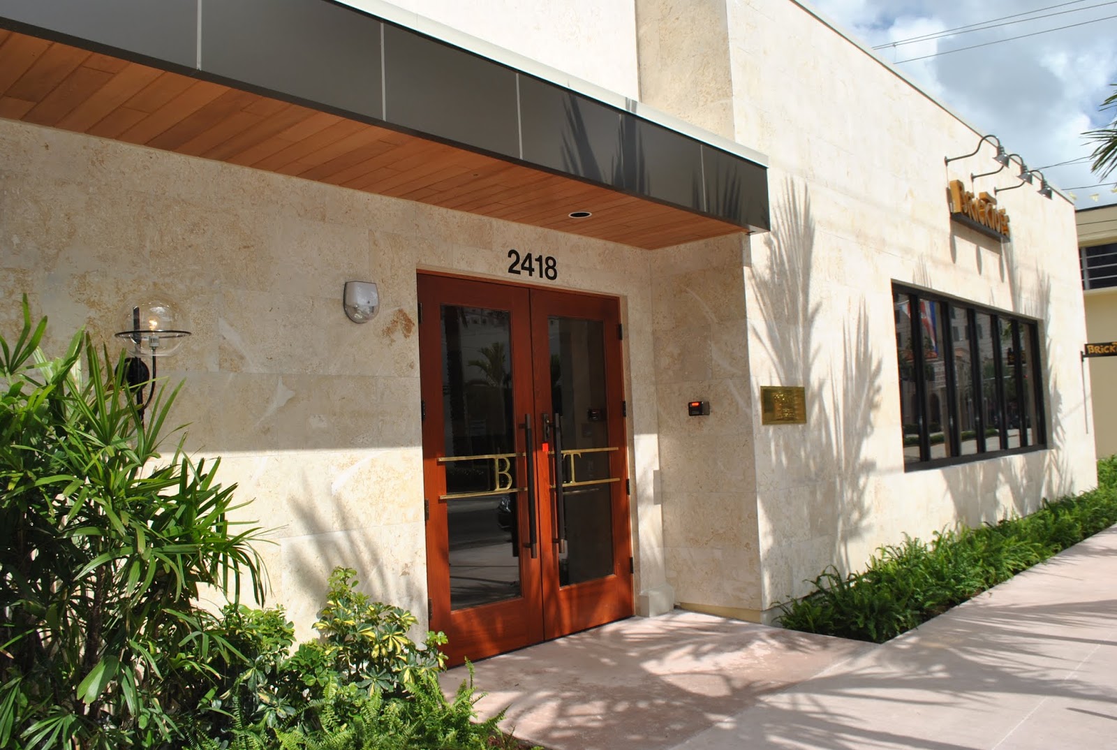 Coral Stone tiles Pool Decks and Stone Pavers: Filled & Honed Coral ...