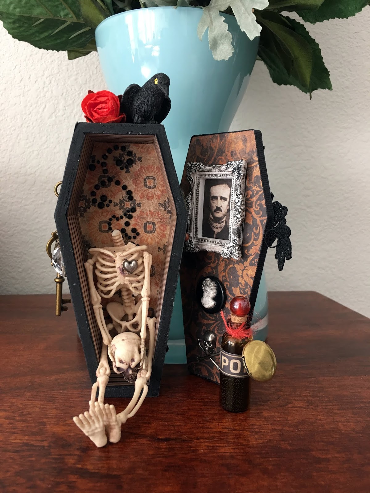 Haunted Dead & Breakfast Halloween Home Tour - This Bittersweet Life