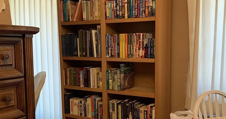 Kittling: Books: It's Time to Browse My Keeper Cases! (Part One)