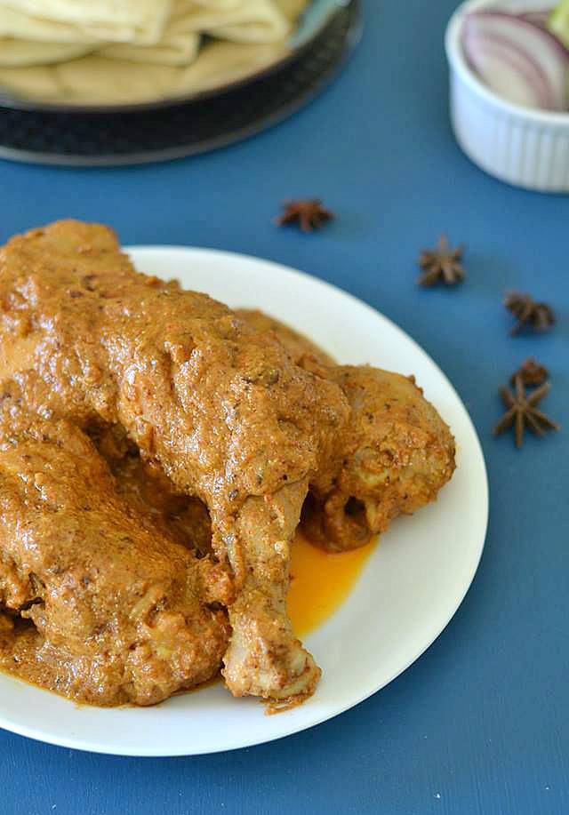 Mix and Stir: Chicken Chaap ( Chicken in a rich-aromatic gravy)