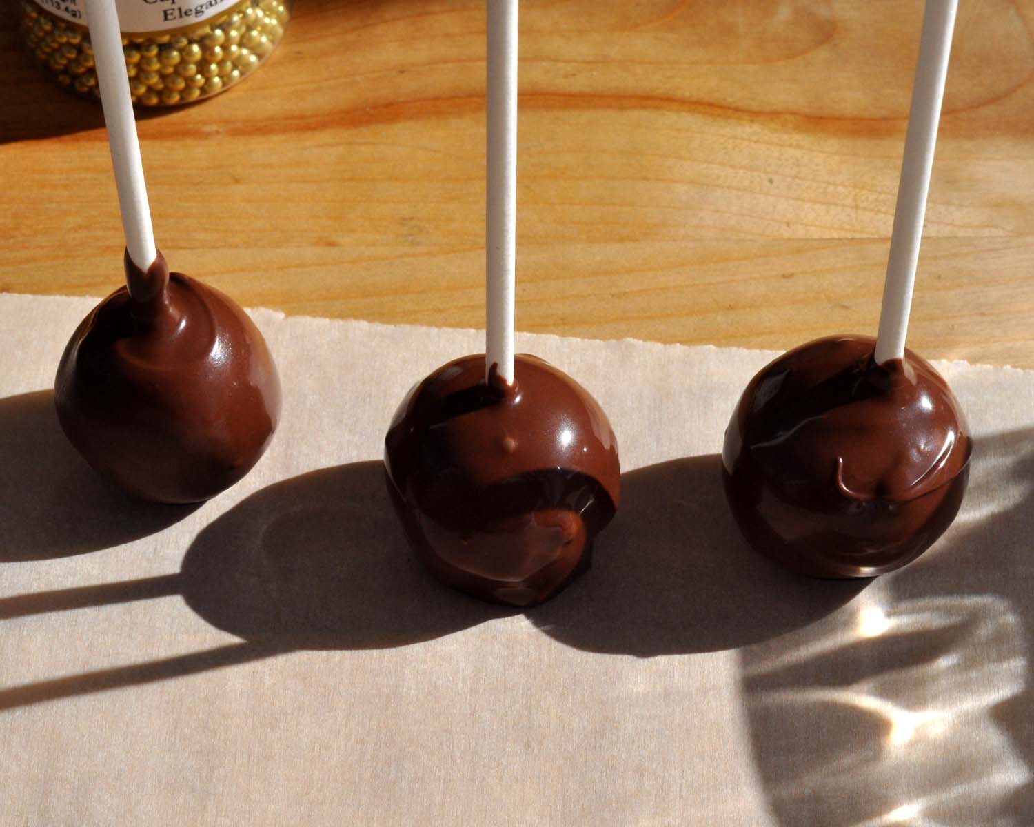 Beki Cook's Cake Blog: Pot O' Gold Cake Pops