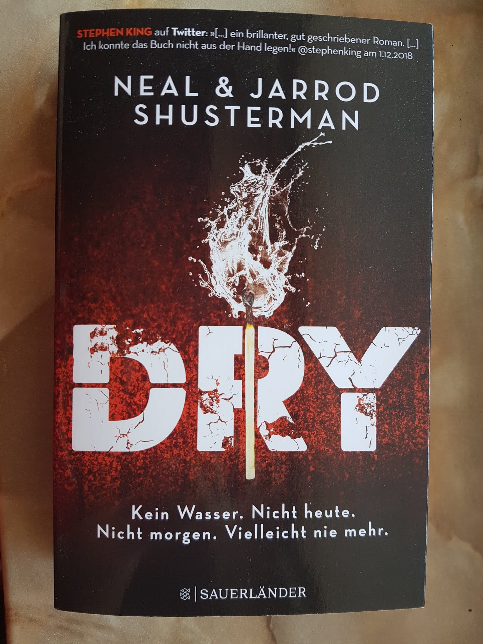 Lesezauber: Rezension: Dry - Neal & Jarrod Shusterman