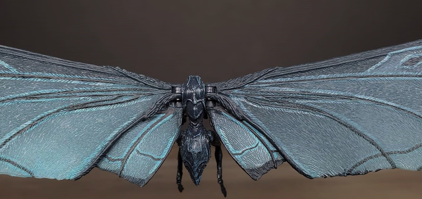 The Gryphon's Lair : NECA MOTHRA 2019 & V2 "Poster Version" | Figure Review