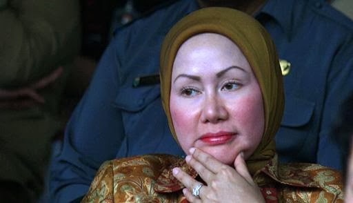 Gila Dinasti Ratu Atut Chosiyah di Banten - Reviewing the World of ... Gila Dinasti Ratu Atut Chosiyah di Banten - Reviewing the World of ...