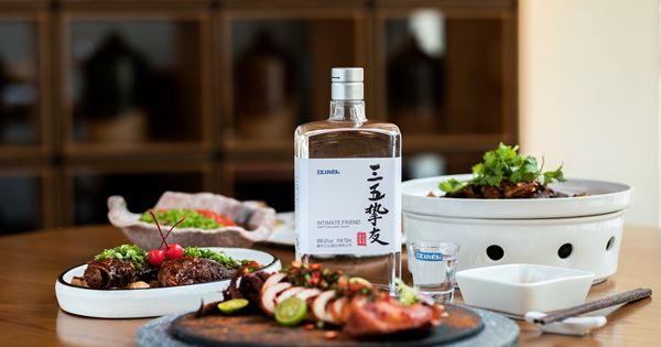 How to Drink Baijiu Properly?