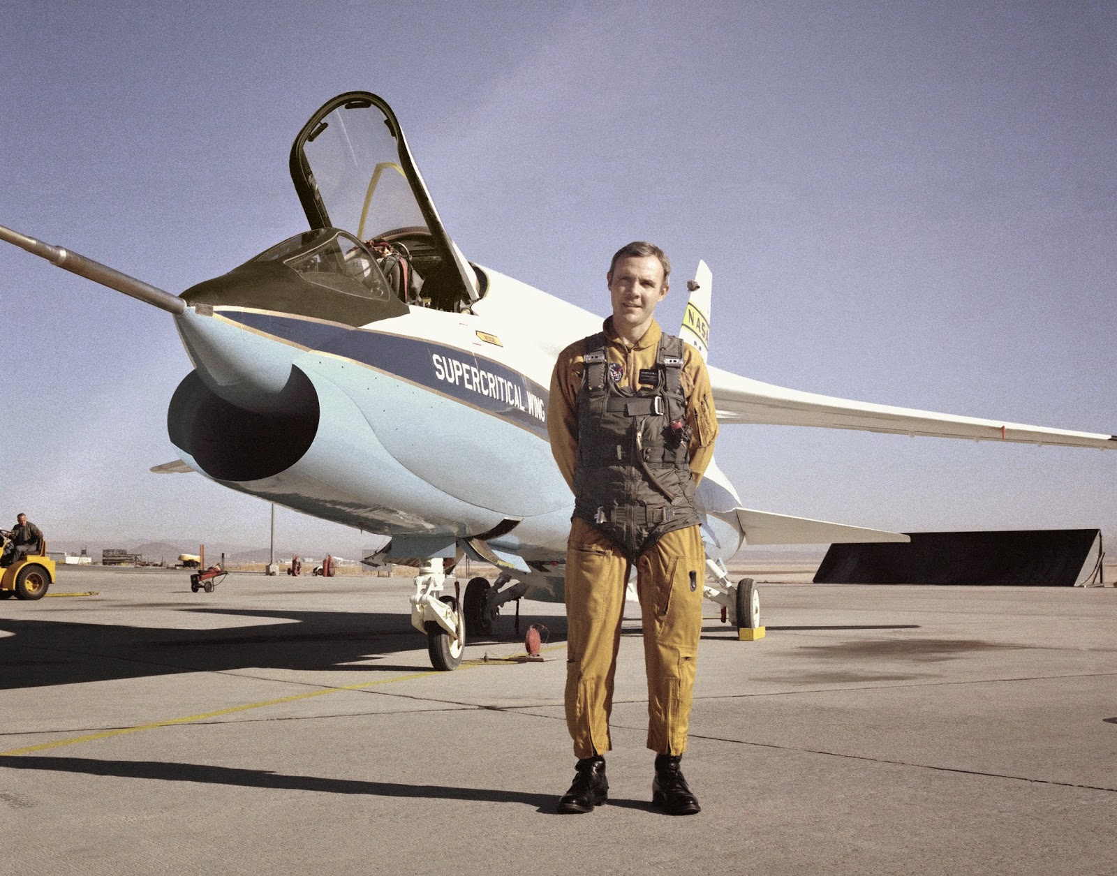 Space Quotes / Souvenirs d'espace: Hommage au pilote d'essais NASA ...