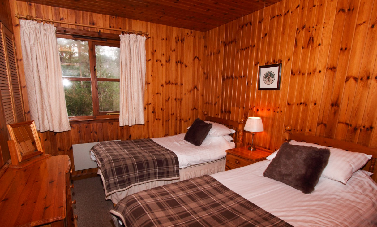 The Holiday Cottages: Tullochwood Lodges, Rafford, Forres, Morayshire