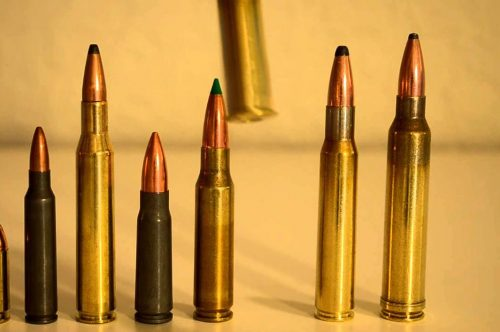 Cerca De 14 Mil Munições De Fuzil São Roubadas Do Exército E Vendidas à