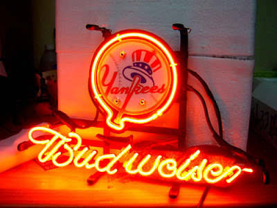 Wiki Neon Sign Blog: MLB NEW YORK NY YANKEES BASEBALL BEER BAR NEON ...