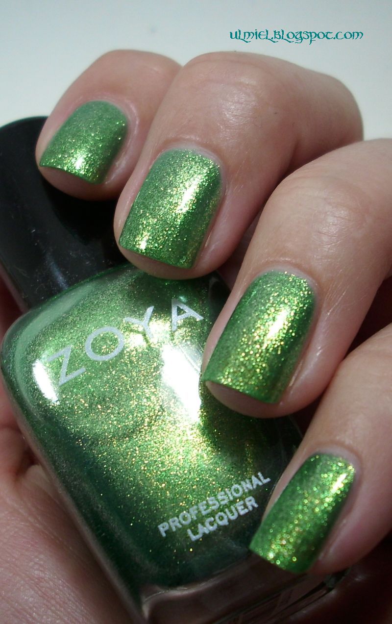 Did someone say nail polish?: Zoya ~ Skylar and Apple