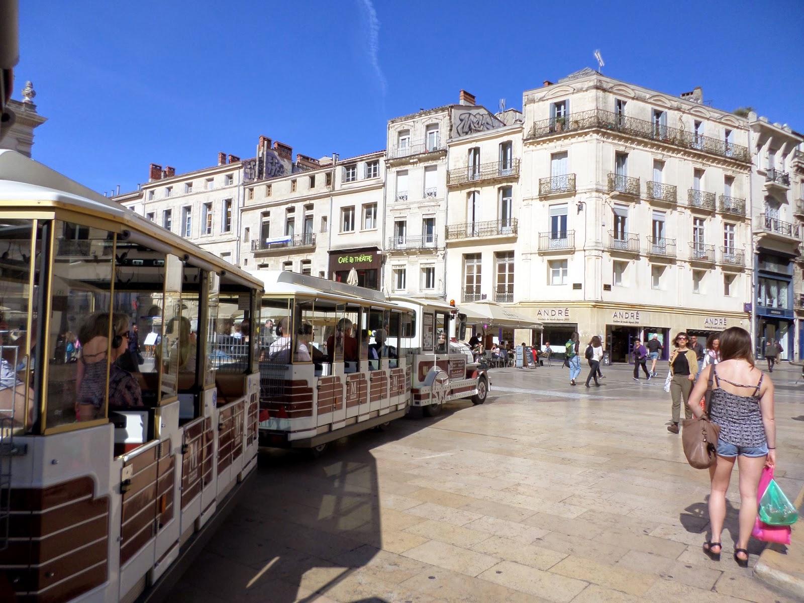 GARY & MARIE...OUR LIFE IN QUEBEC!: Montpellier