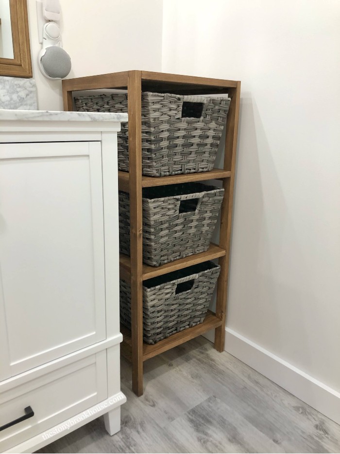 DIY Bathroom Shelf Unit | The Stonybrook House