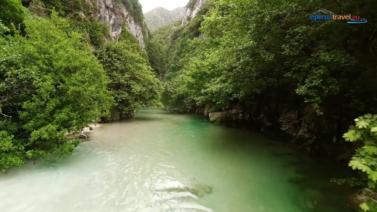 Η παρεούλα Β1: Καλησπέρααα...Είμαστε έτοιμοι;Αρχίζουμε...