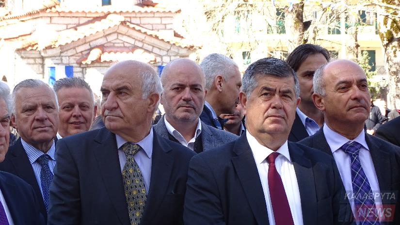 ΚΑΛΑΒΡΥΤΑ: Η ΠΡΩΤΗ ΕΛΕΥΘΕΡΗ ΠΟΛΗ ΓΙΟΡΤΑΣΕ (ΦΩΤΟ) - ΚΑΛΑΒΡΥΤΑ - NEWS