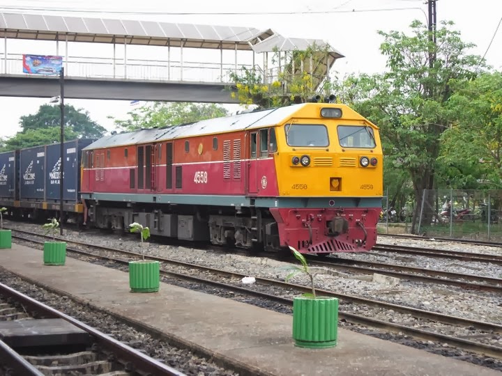 ท่องเที่ยวทางรถไฟ: หัวรถจักรดีเซลไฟฟ้า General Electric (GE CM22-7i)