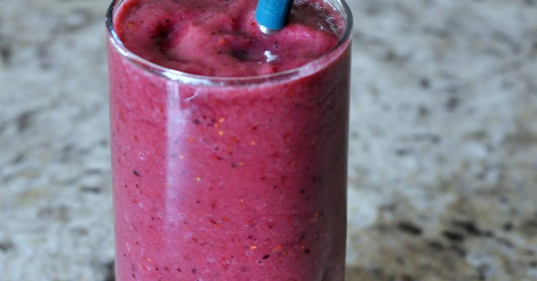 Simple Mixed Berry Smoothie