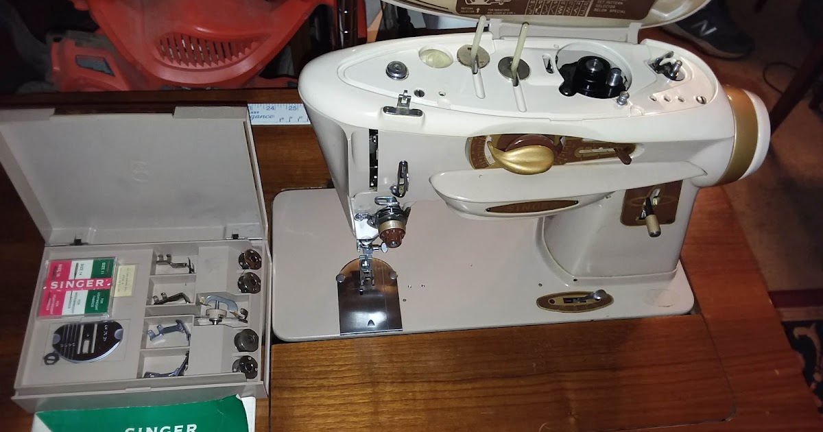 Singer 500A Rocketeer Sewing Machine